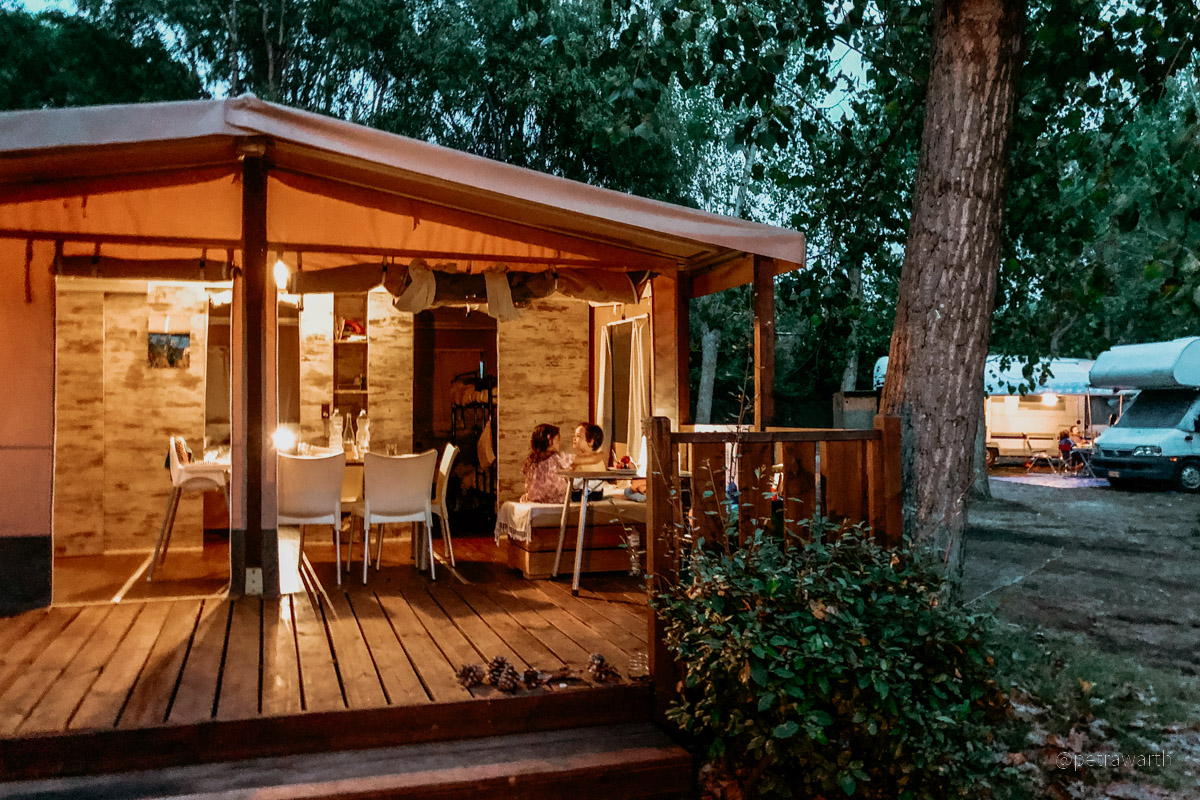 Glamping statt Camping: Komforturlaub auf dem Campingplatz